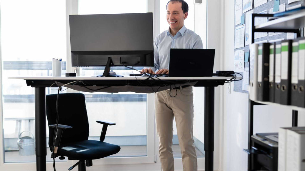 Are Standing Desks Good or Bad for Your Knees? | Ergo Desks
